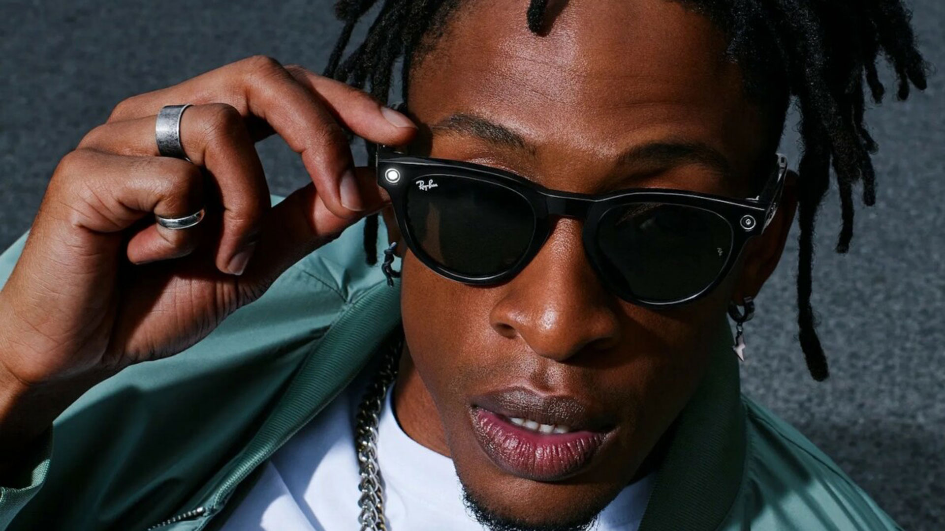 Meta Faces Lawsuit Claiming Ray-Ban Smart Glasses Sent Private Footage ...
